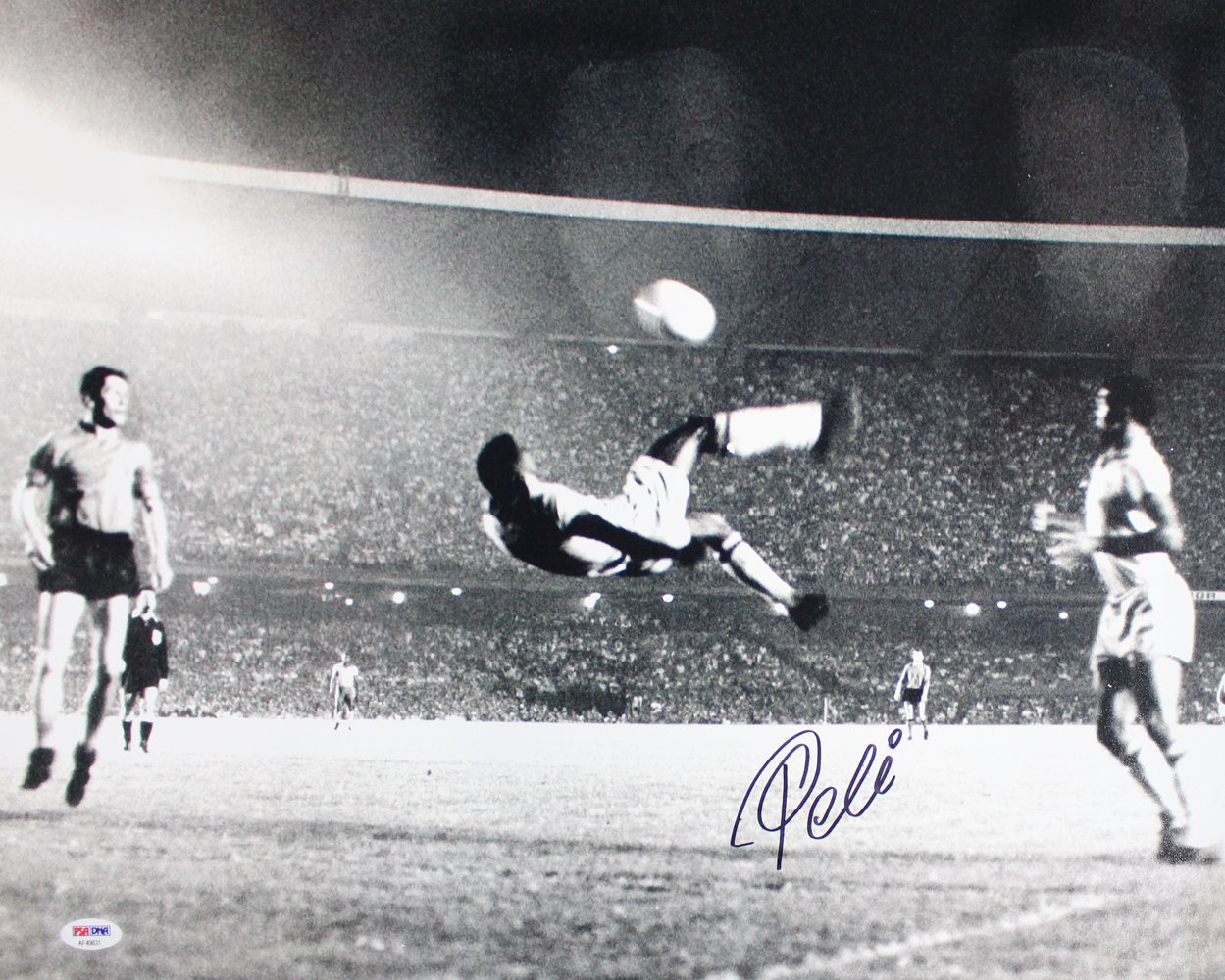 Pele Autographed/Signed Brazil Soccer 16×20 Photo PSA 25154 – Denver ...
